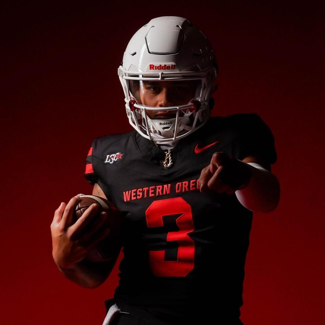 Football - Western Oregon University Giving Day