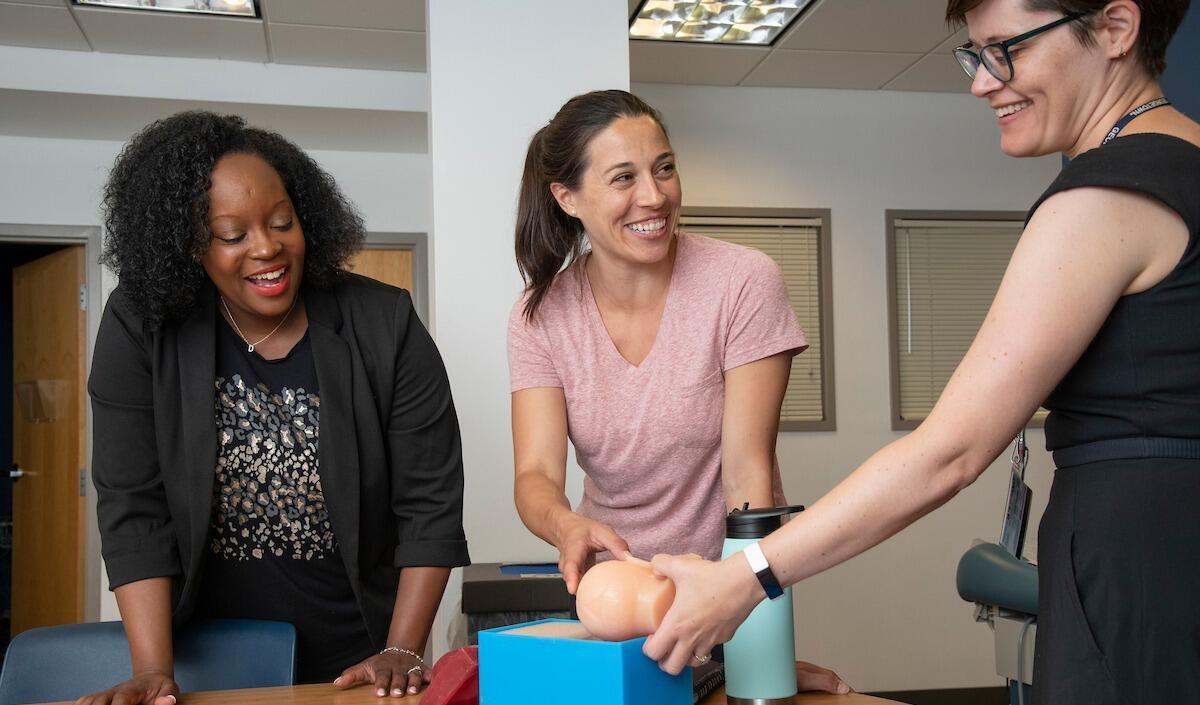 Nurse-Midwifery / Women's Health Nurse Practitioner Student Emergency ...