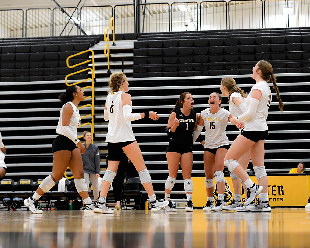 Volleyball - Wooster Gives